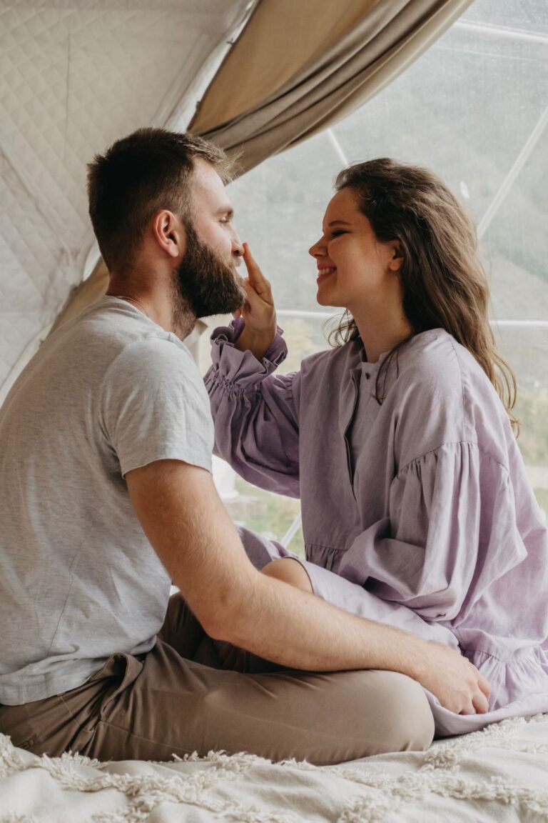 Kjærlighet vs. begjær: To sider av samme mynt – Strålende tanker